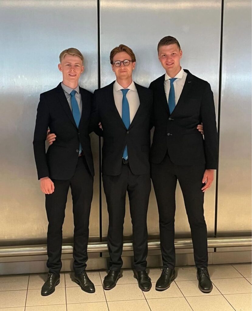 New selection of students arrives at flight locations - EPST